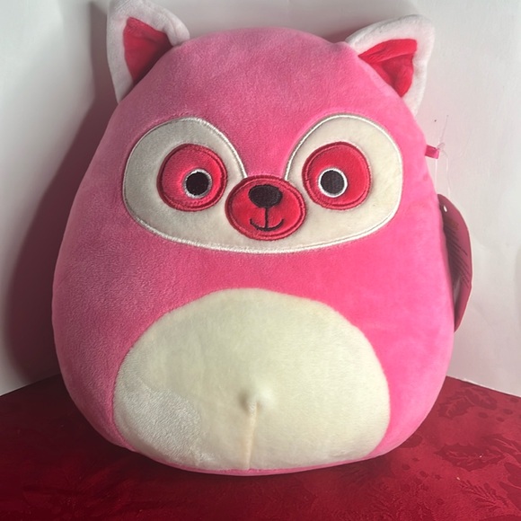 Squishmallows | Toys | Squishmallows 8 Lucia The Pink Lemur Plush ...